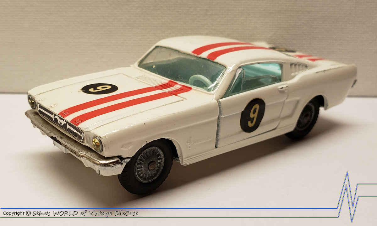 Corgi 320 Ford Mustang Fastback
