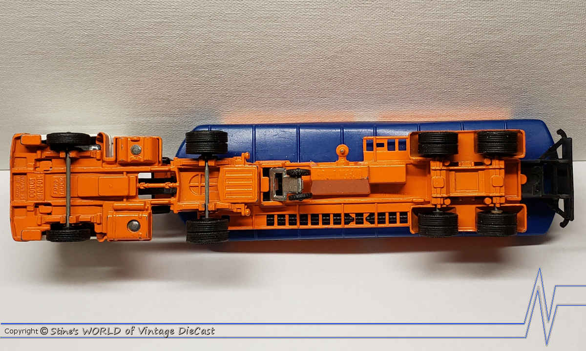 Corgi 1160 Ford Gulf Petro Tanker