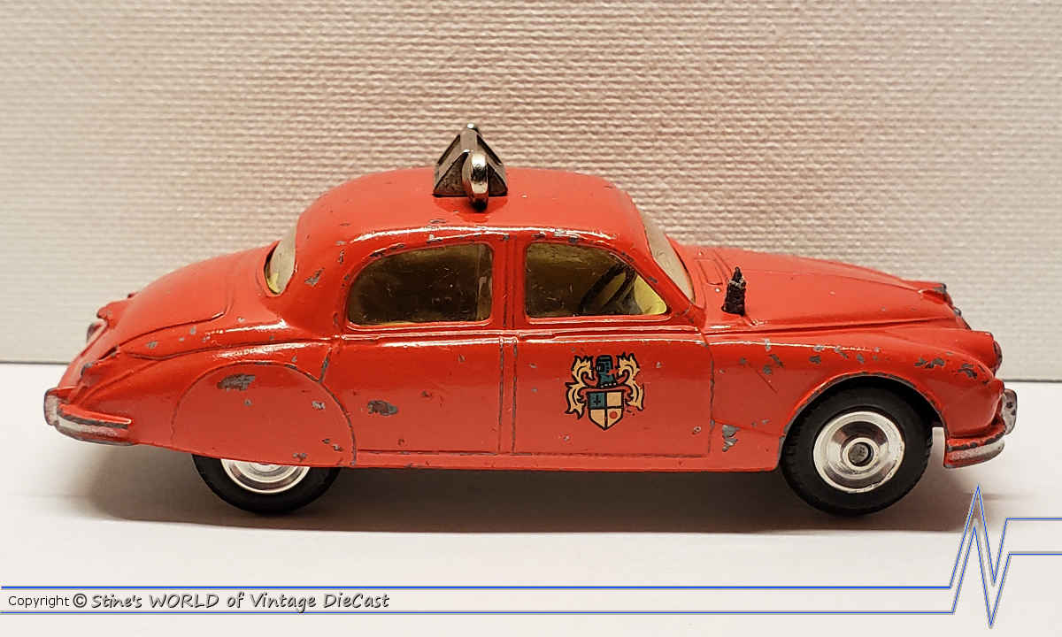 Corgi 213s Jaguar 2.4 Litre