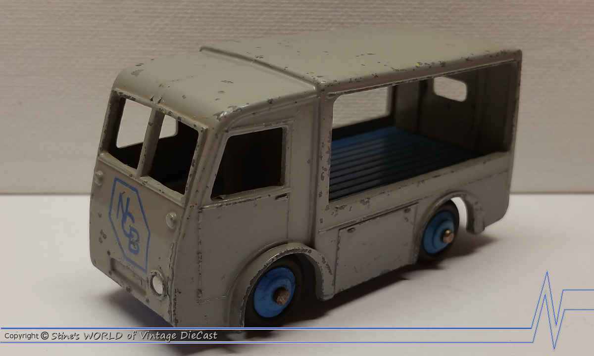 Dinky 30v/490/491 Electric Milk Float Van