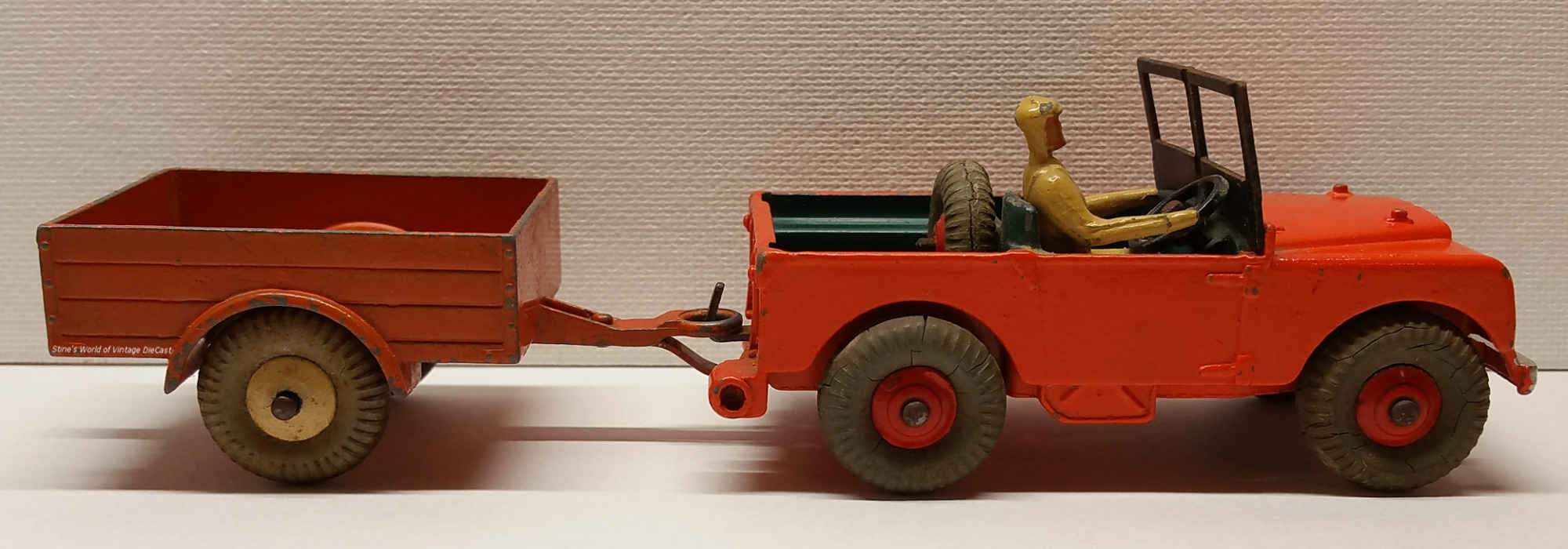 Dinky 27m/341 Land Rover Trailer