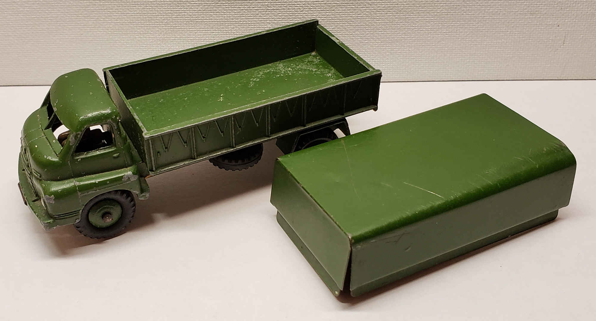 Dinky 621 3-Ton Army Wagon