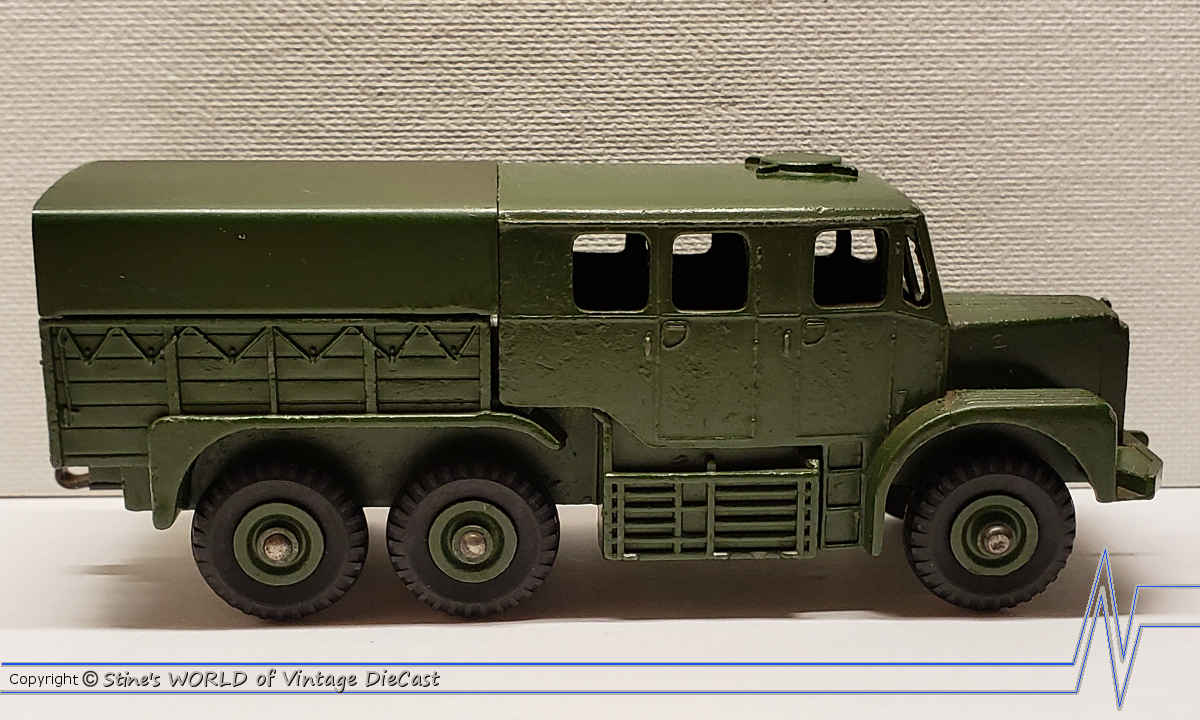 Dinky 689 Medium Artillery Tractor