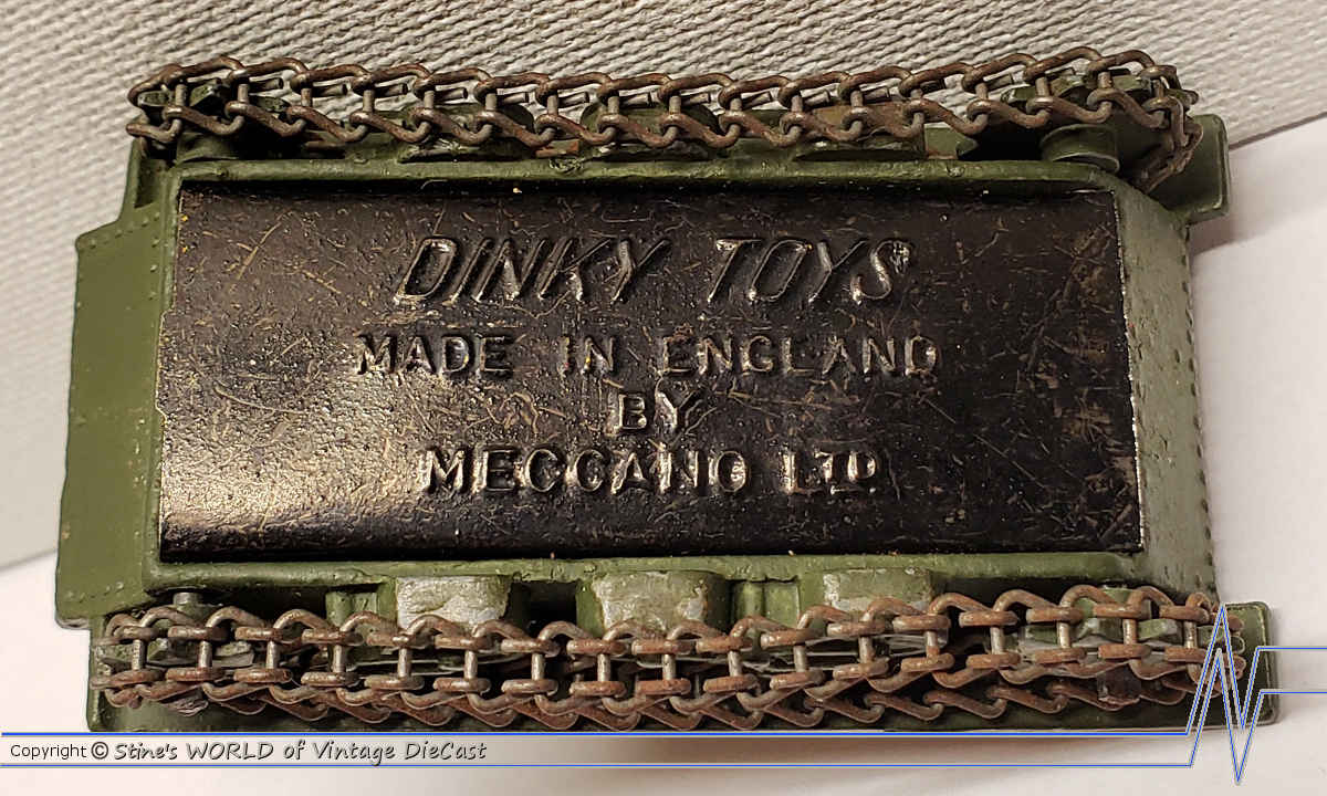 Dinky 152a Light Tank