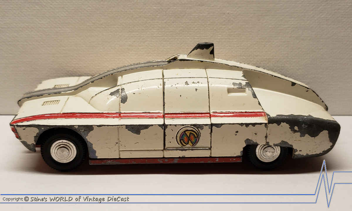 Dinky 105 Captain Scarlet's Maximum Security Vehicle