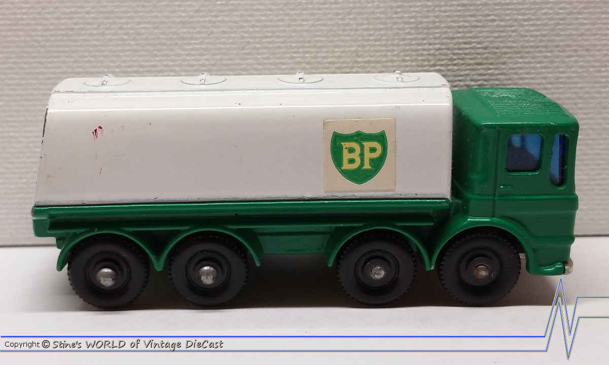Matchbox Lesney Series 32